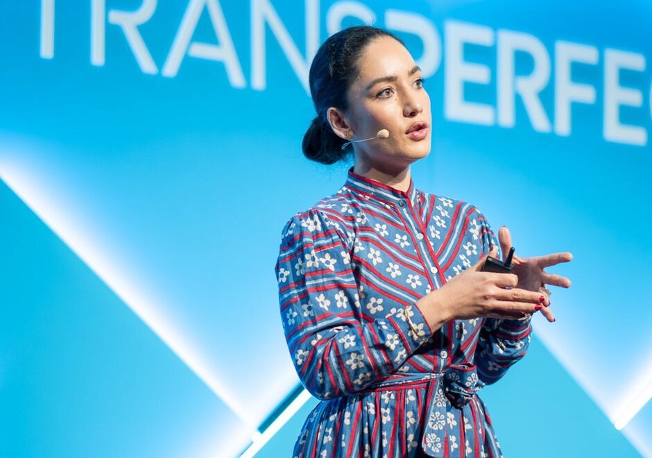 Nina Schick, pionera internacional en IA Generativa. BCC Speakers.